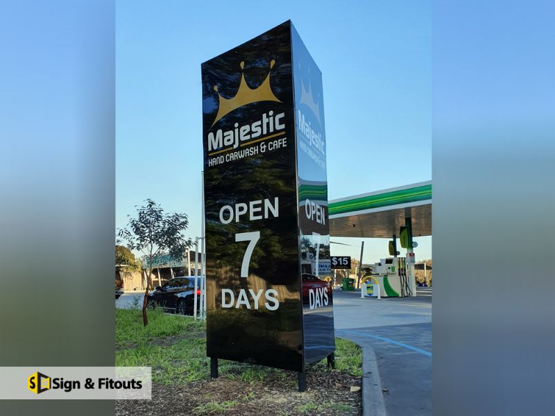 Sign And Fitouts - Pylon & Billboards